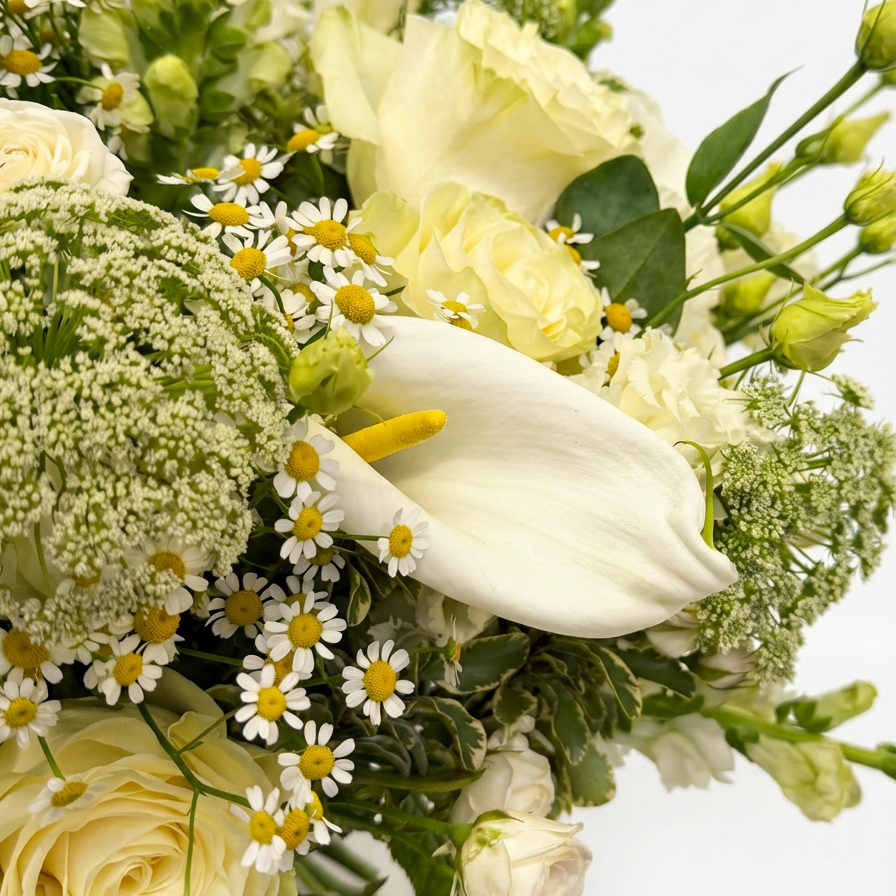 Selene Fresh Flower Bouquet - Valentine's Day | Amarante London